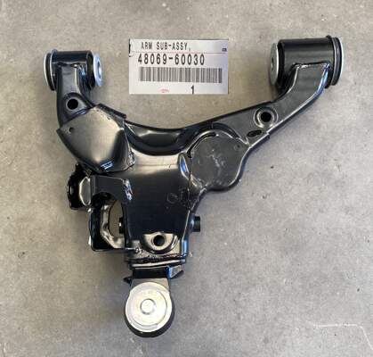 OEM Genuine LHS Front LOWER Wishbone and ball Joint VDJ200 Series ...
