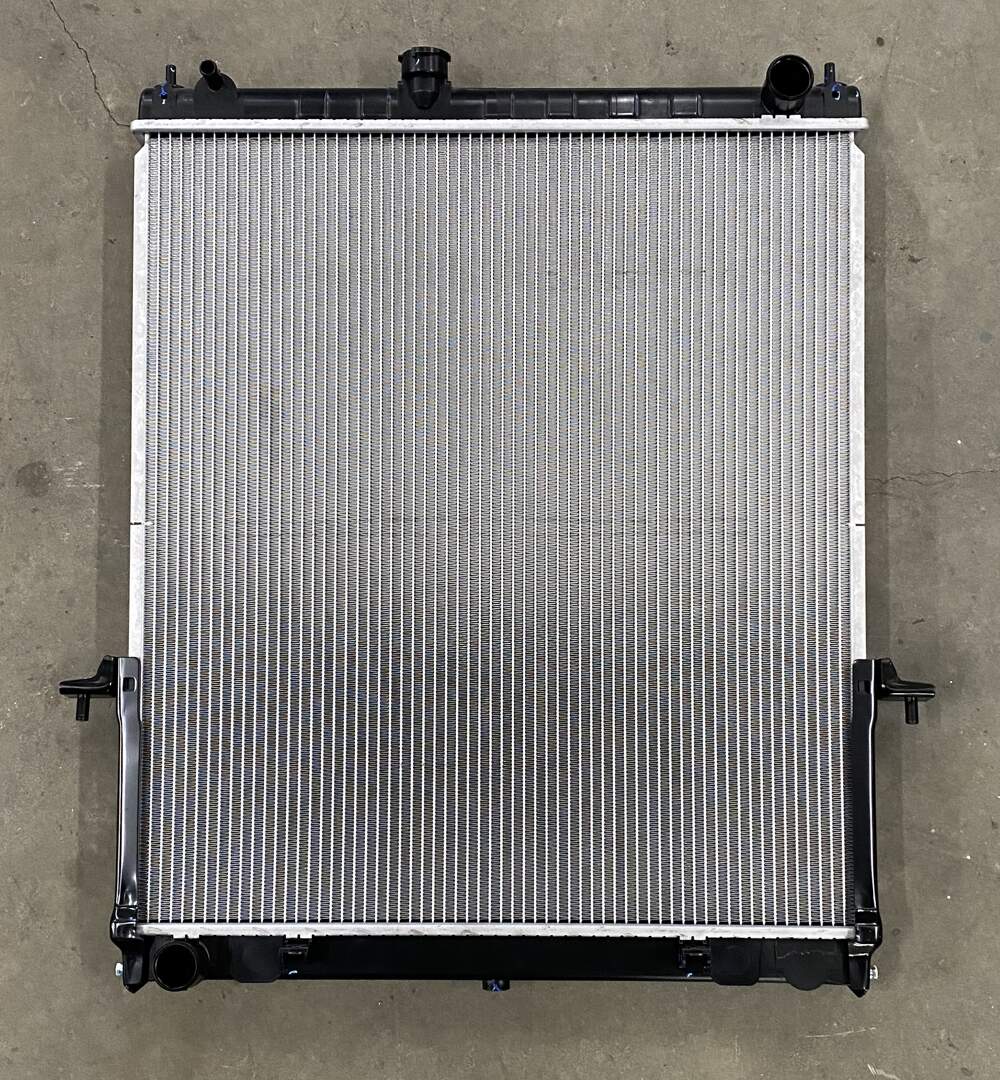GENUINE NISSAN RADIATOR to fit Nissan GU Patrol with TD42TI diesel ...